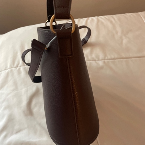 Uniqlo | Bags | Uniqlo 2way Faux Leather Bucket Bag | Poshmark